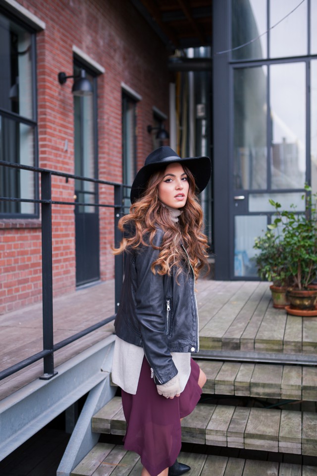 Layering Game — Negin Mirsalehi